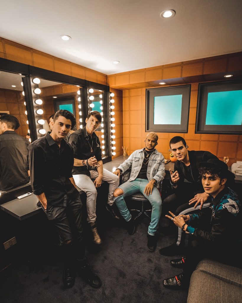 Wisin Colaborará Con CNCO Para El Remix de Quisiera Alejarme | Noticias ...
